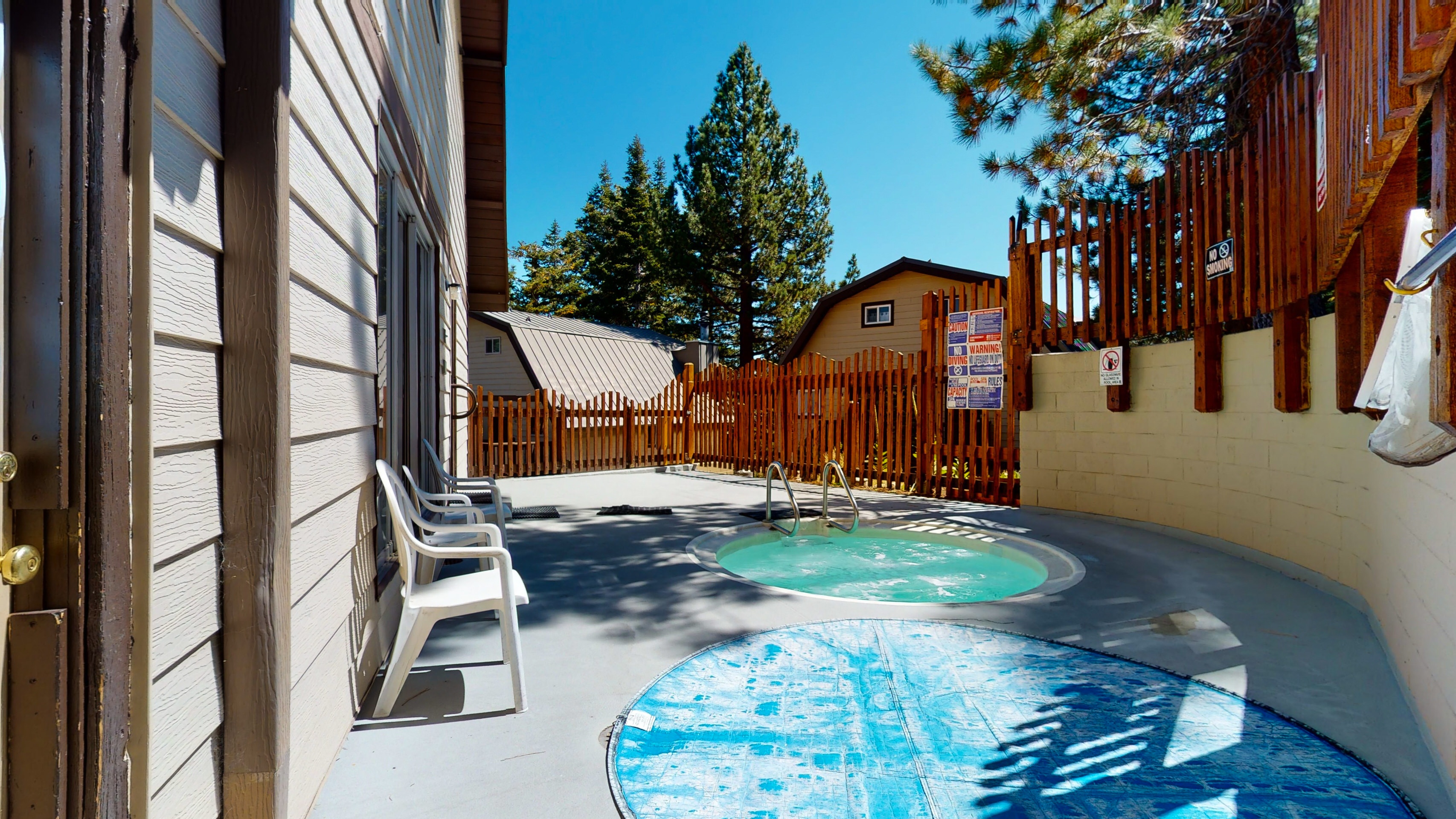 Mammoth View Villas 3 Walk to Village Gondola, Cozy Mountain Cabin in ...