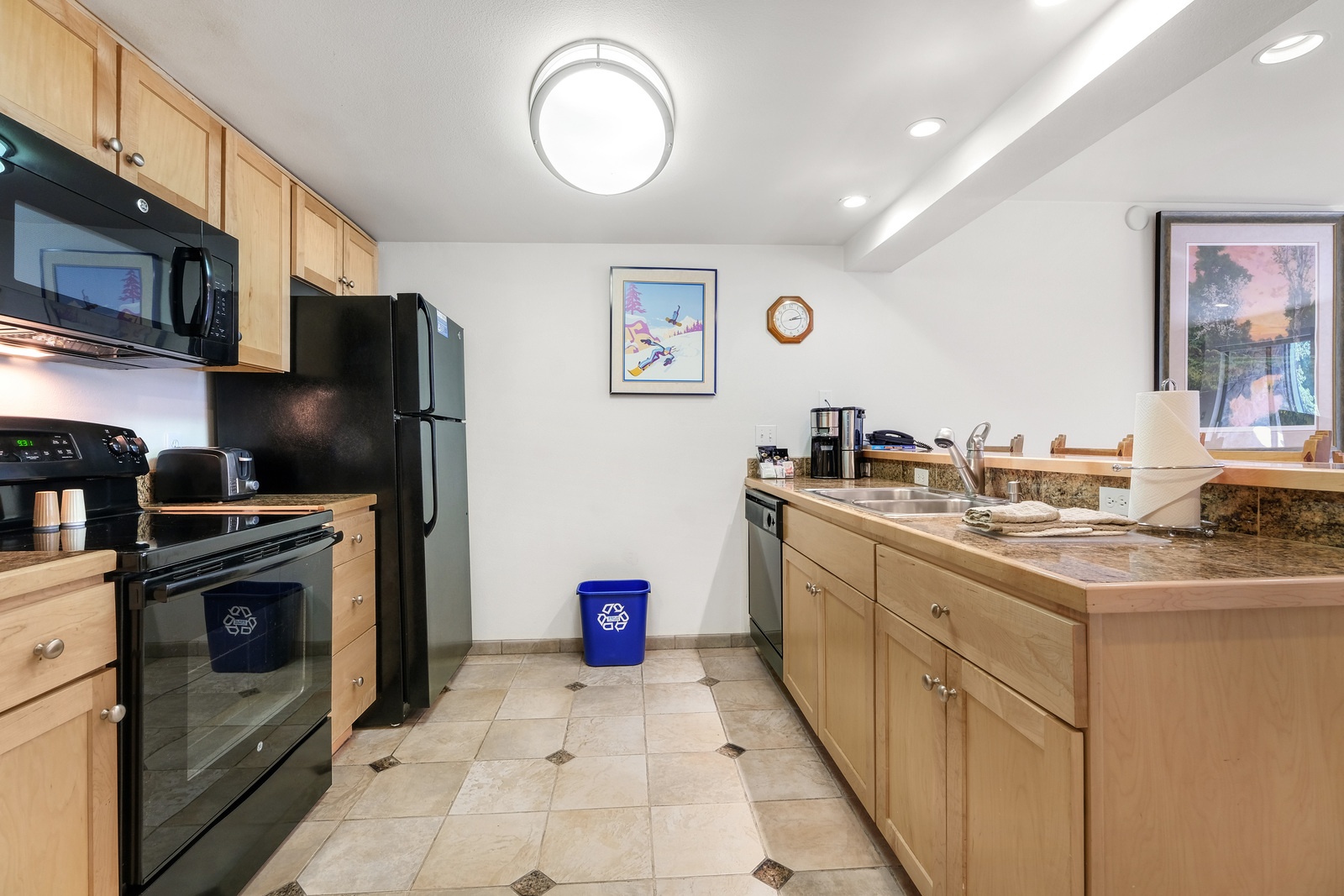 Copper Mountain Inn 2 Bedroom Condo #221/225 | RedAwning