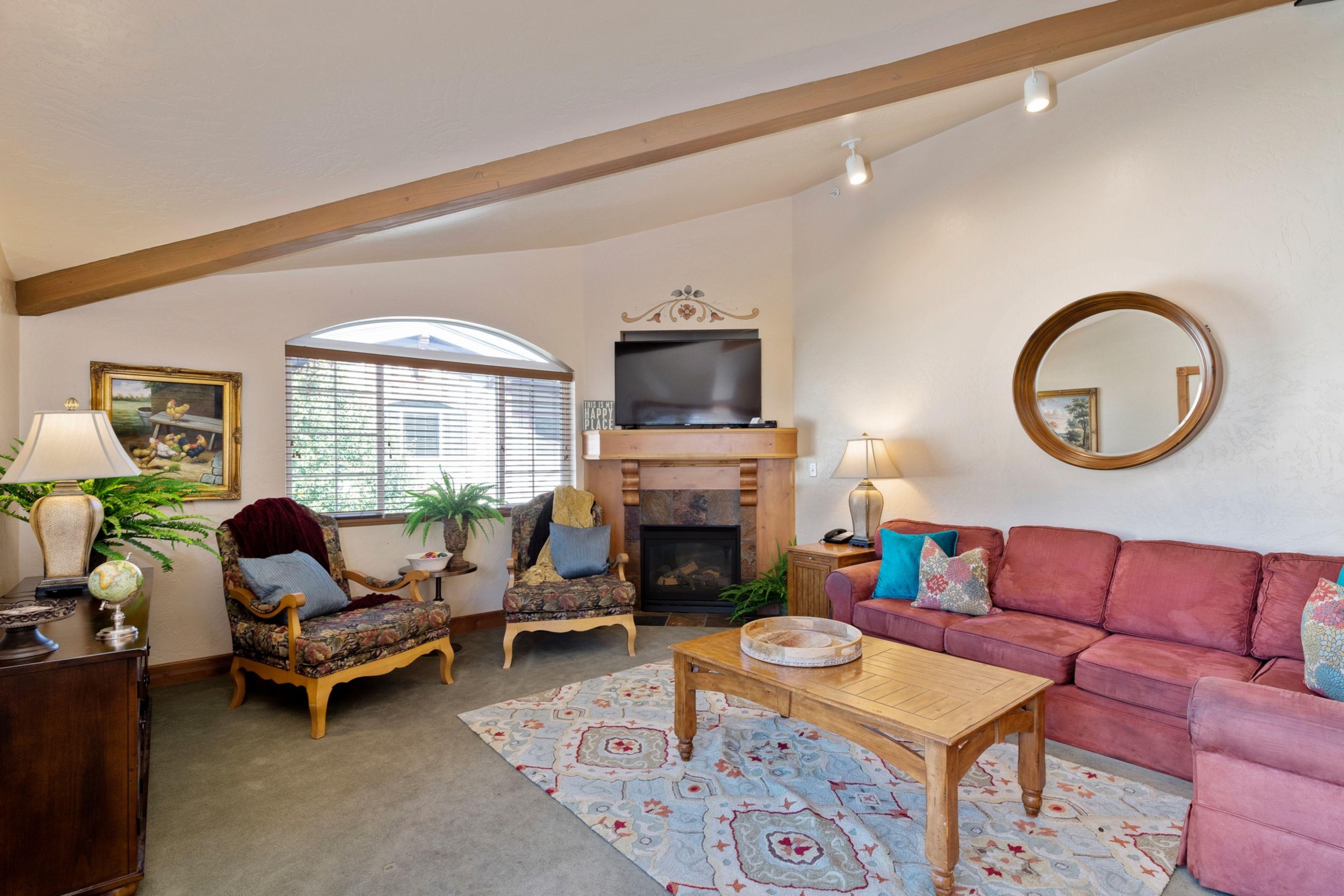 Zermatt Resort - Deluxe Three-Bedroom Villa | RedAwning