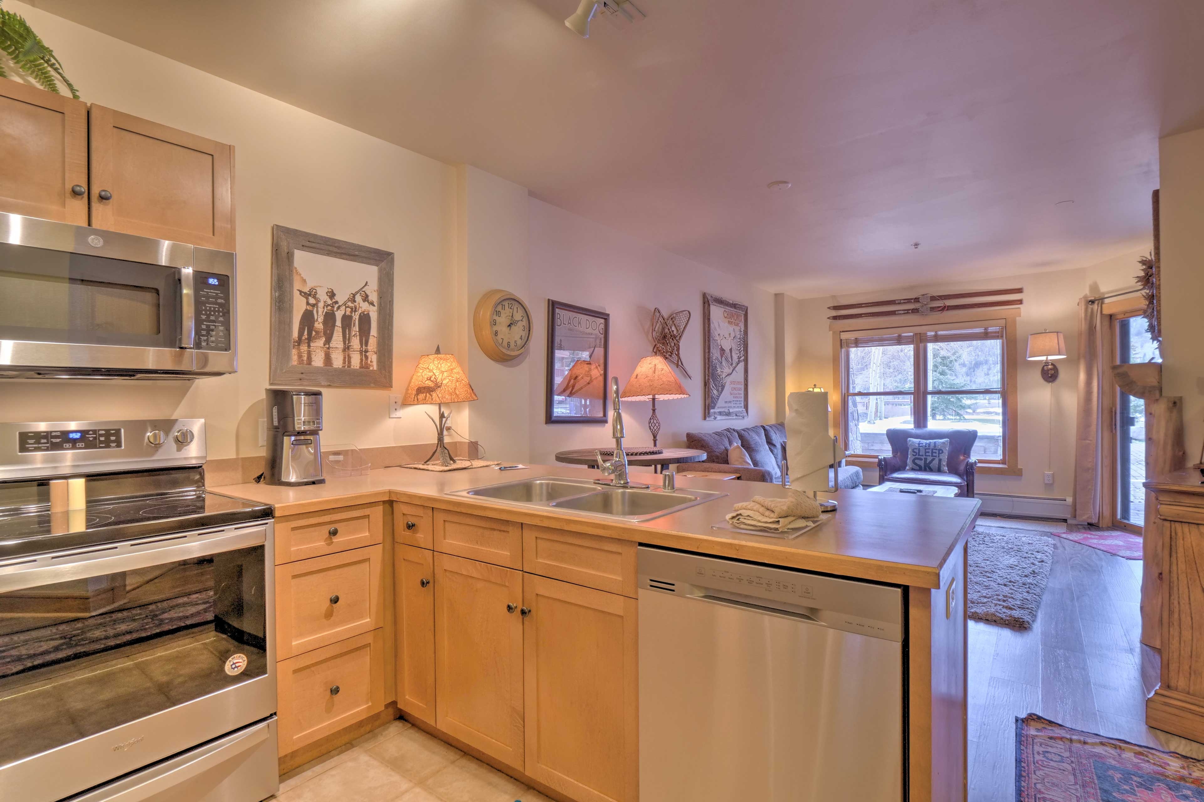 Copper Springs 1 Bedroom Condo #121 | RedAwning