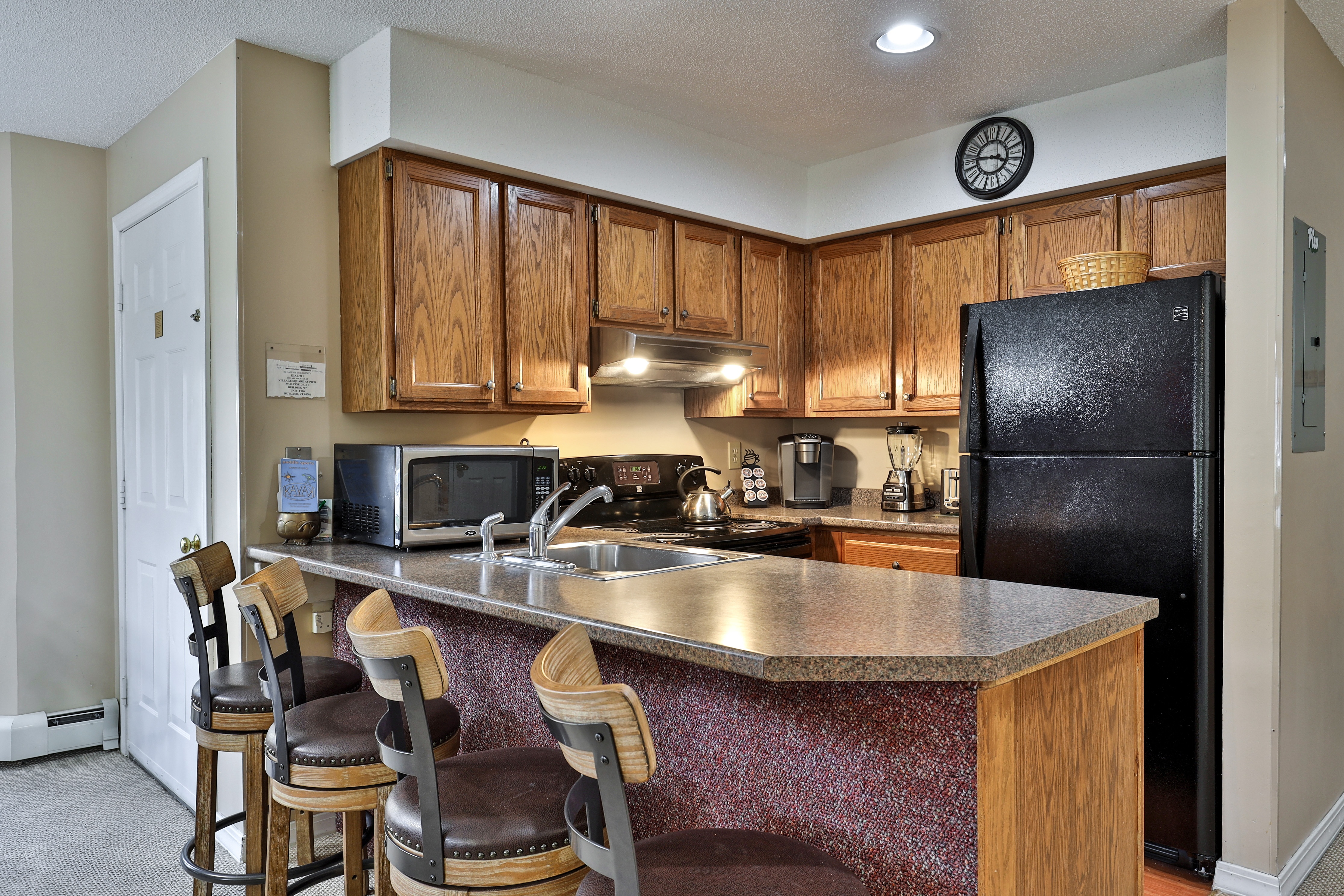 Pico Mountain Condo F106 (Pico Mountain Getaway) | RedAwning