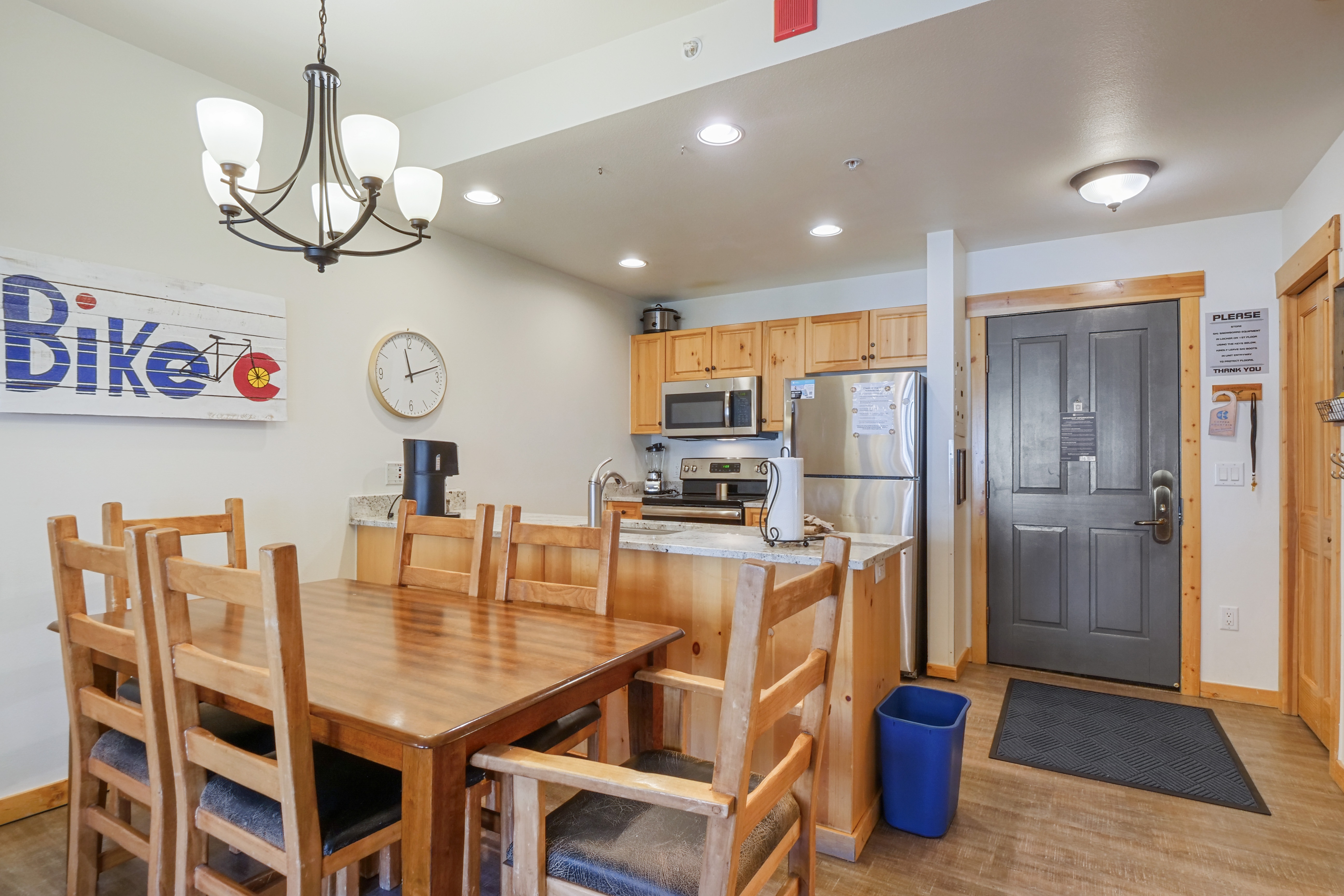 Tucker Mountain 2 Bedroom Condo #401 | RedAwning