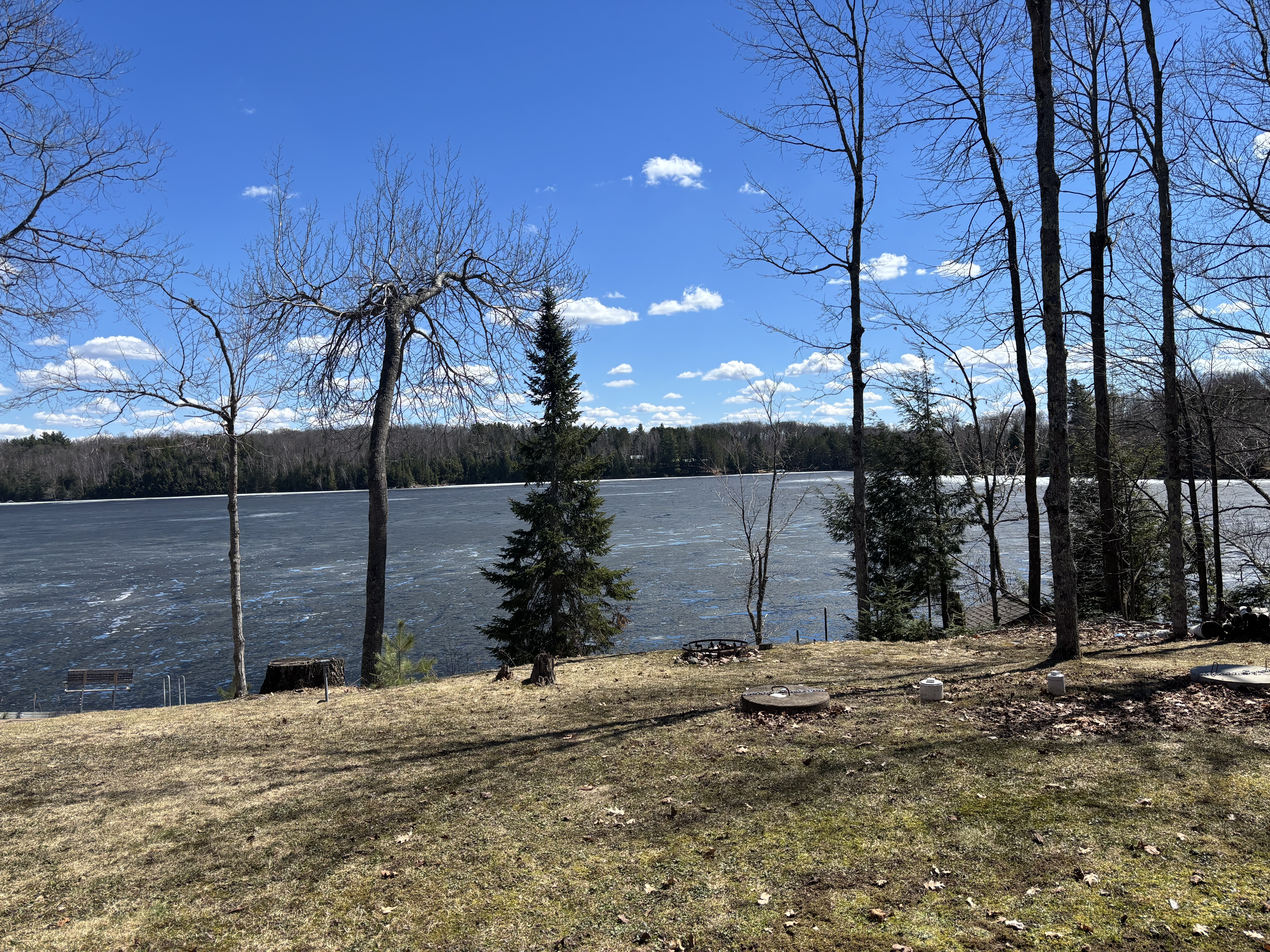 Yodeling Loon Hideaway | RedAwning